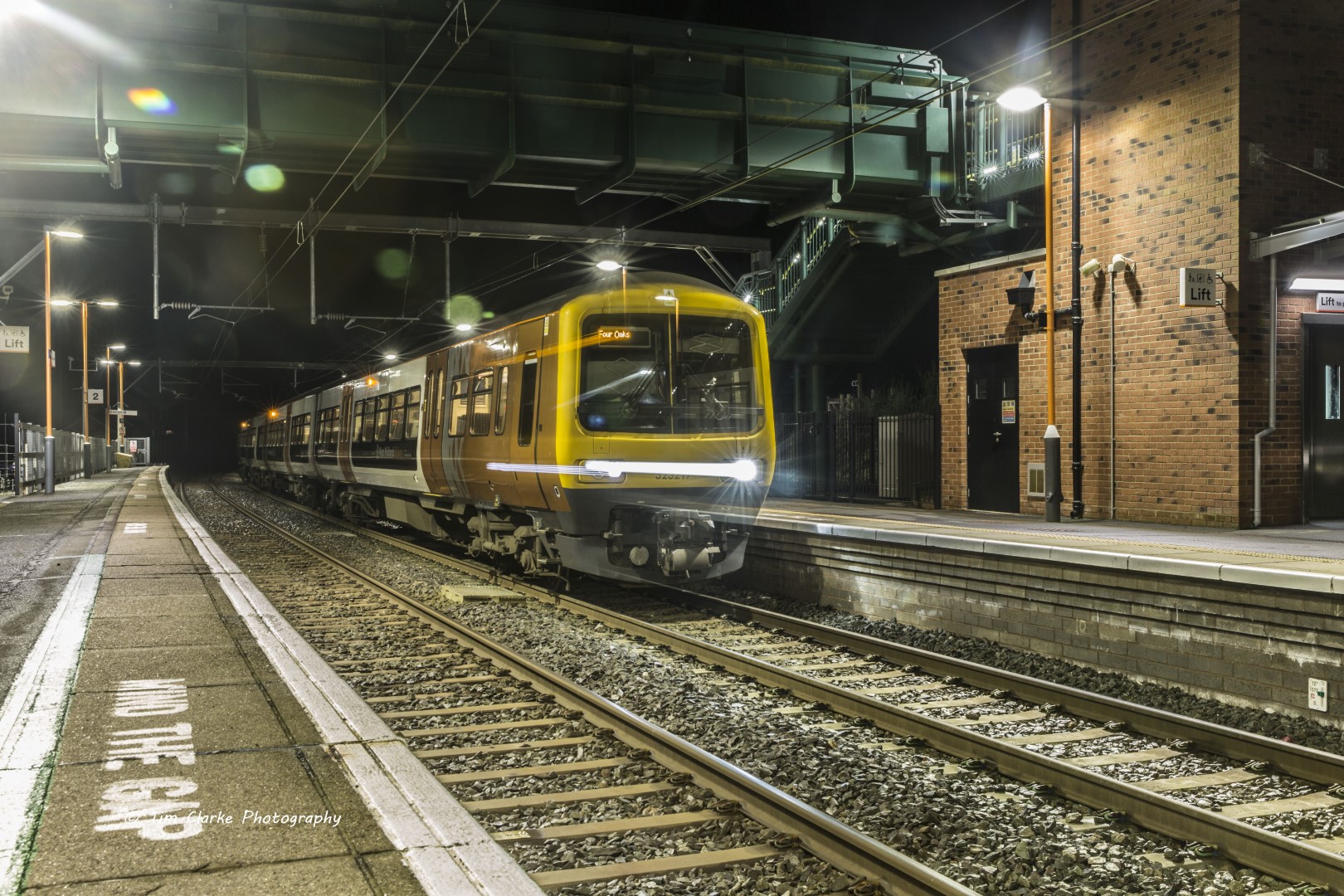 The Train Approaching Platform 1 at Alvechurch Station. | Tim's One ...