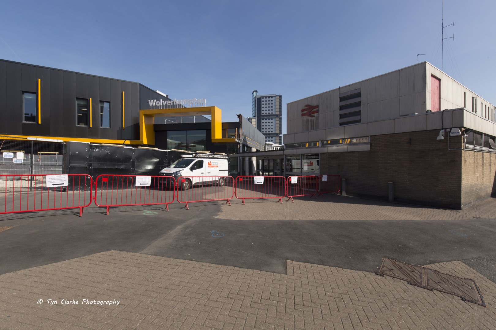New & Old Wolverhampton Station Entrance | Tim's One Photograph a Day